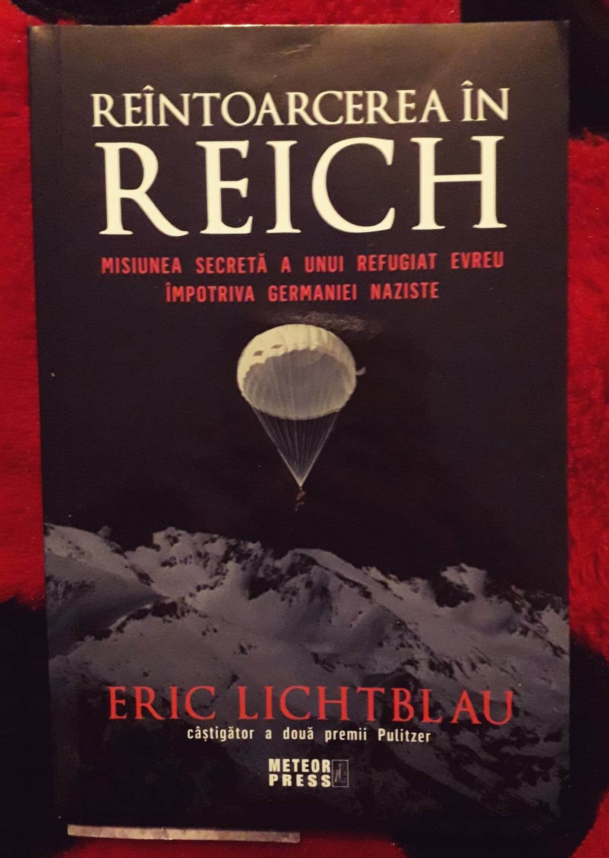 Recenzie: Reintoarcerea in Reich de Eric Lichtblau | Jurnalul iubirii